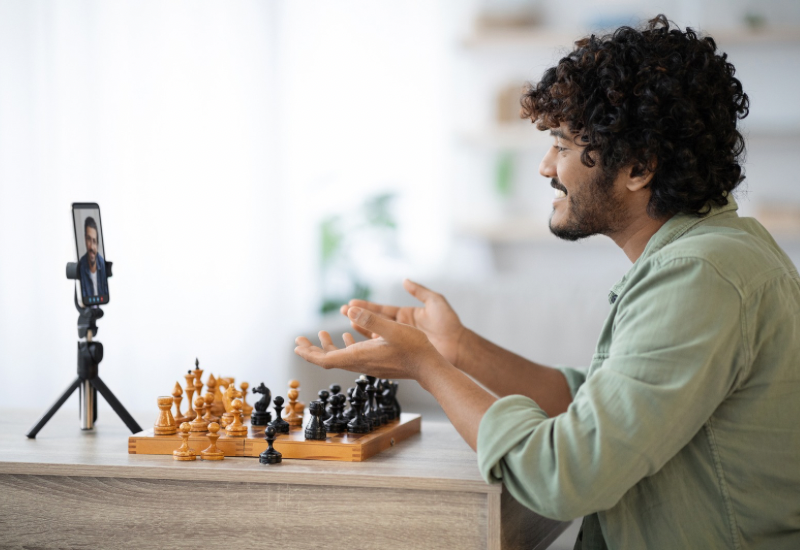 Hire Online Chess Tutor: A Comprehensive Guide - CircleChess Hire Online Chess Tutor: A Comprehensive Guide - CircleChess